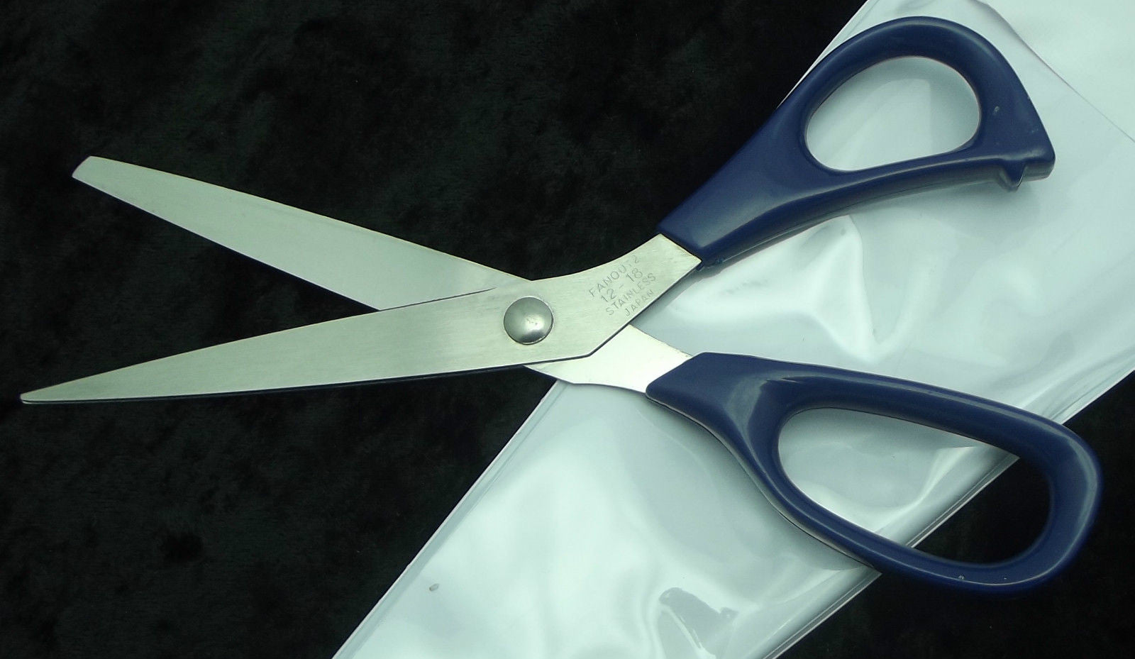 Foil and Lead Pattern Shears – Rocky Mountain Glass Crafts